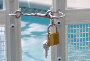 Custom Pool Fencing & Safety Products | Self-Closing Pool Fence & Gates